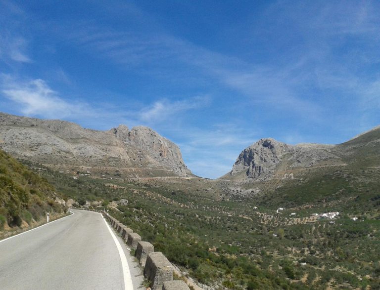 Alcaucin – Malaga – Luv inland